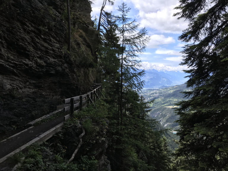 Bisse du Rho : une nouvelle passerelle sensation forte